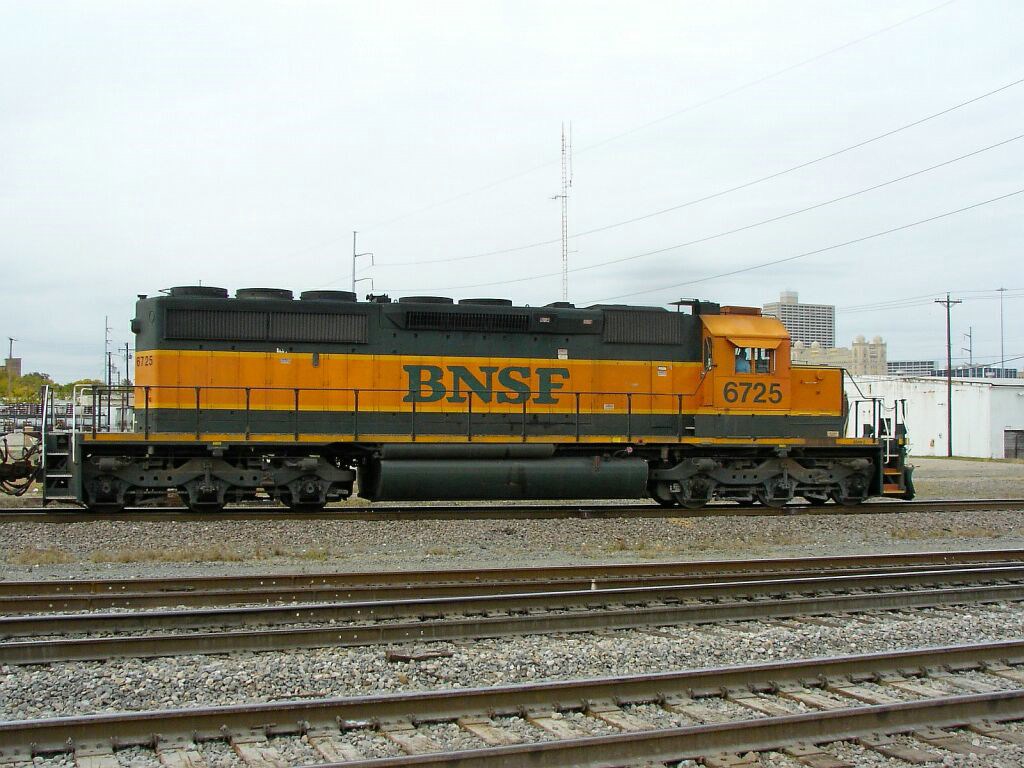 BNSF 6725